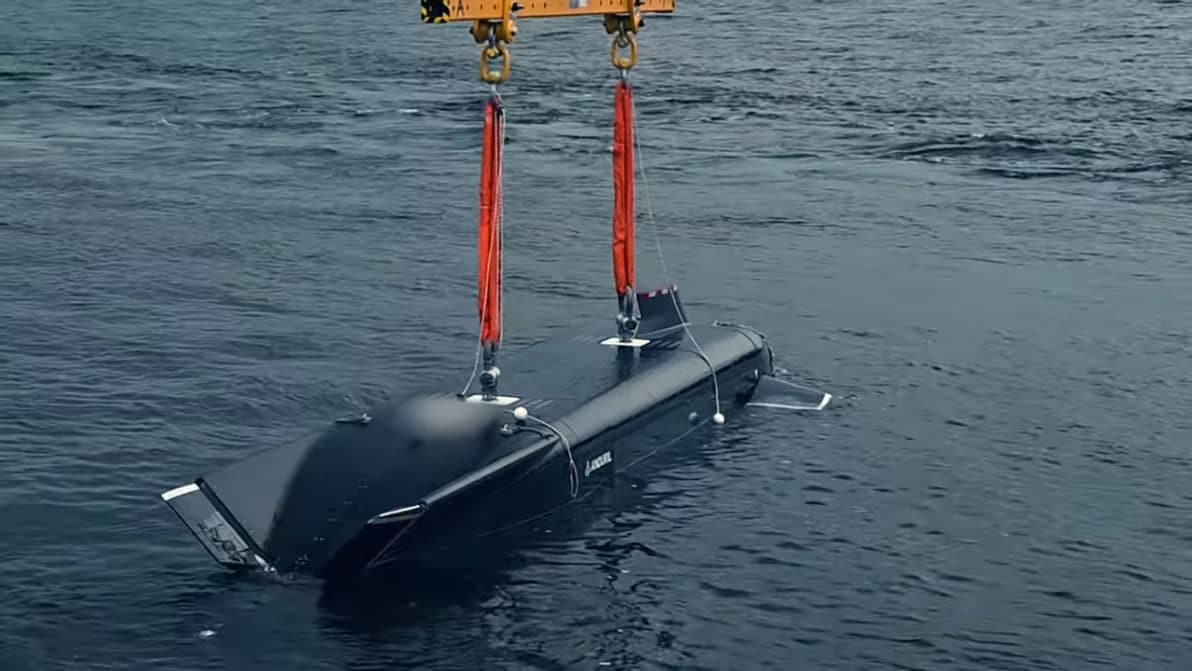 Американські розробники представили автономний бойовий дрон, що може ...