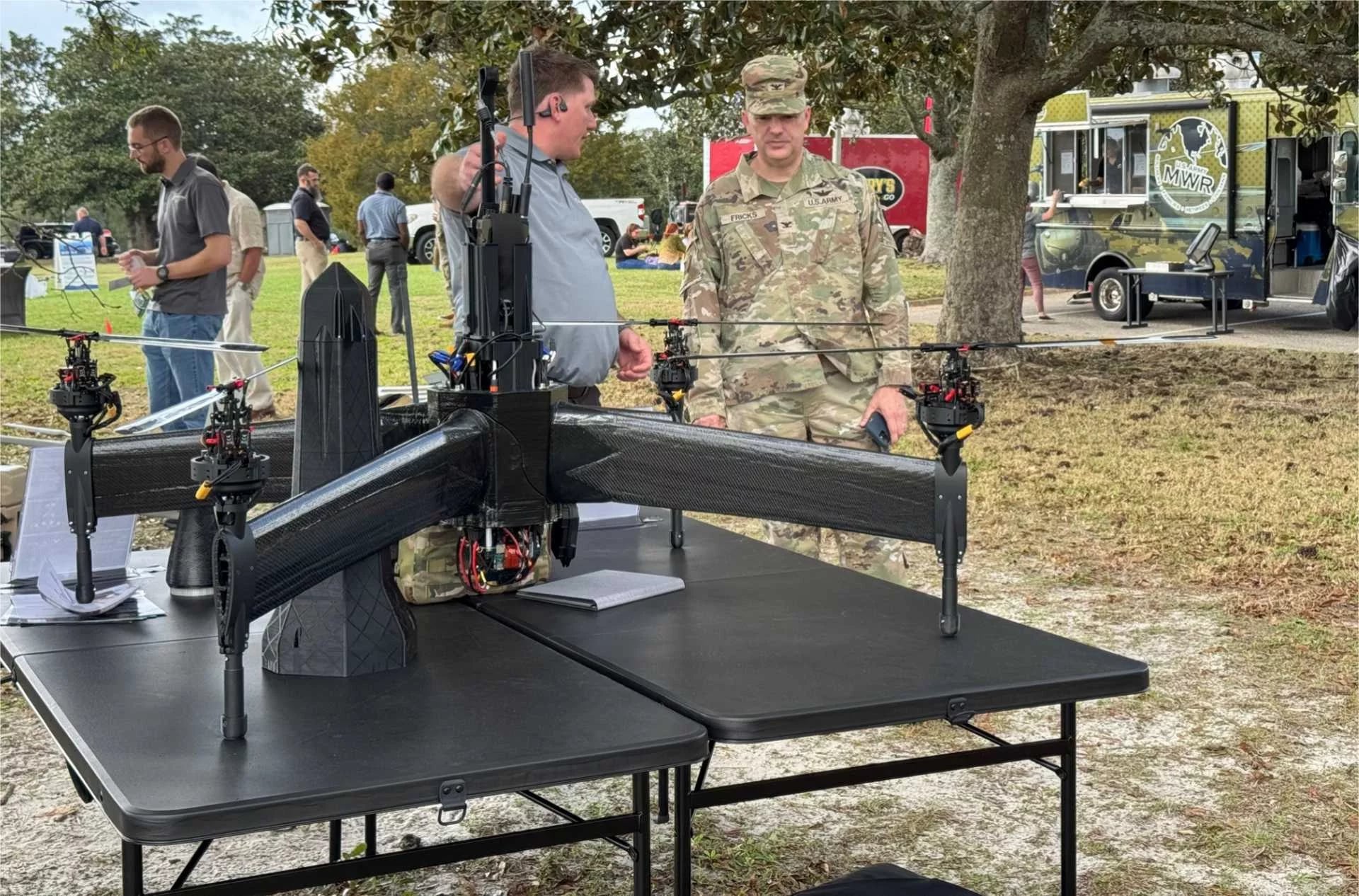 Американські розробники представили новітній розвідувальний дрон зі ...