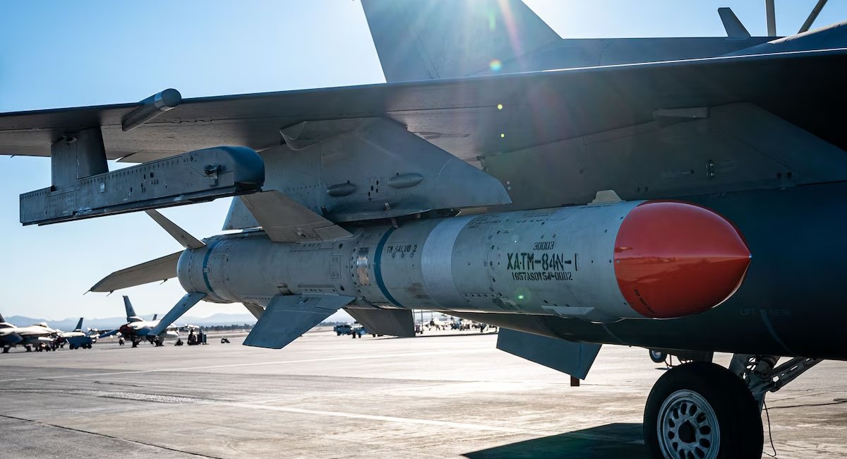 Американські розробники інтегрували протикорабельні ракети AGM-84 ...