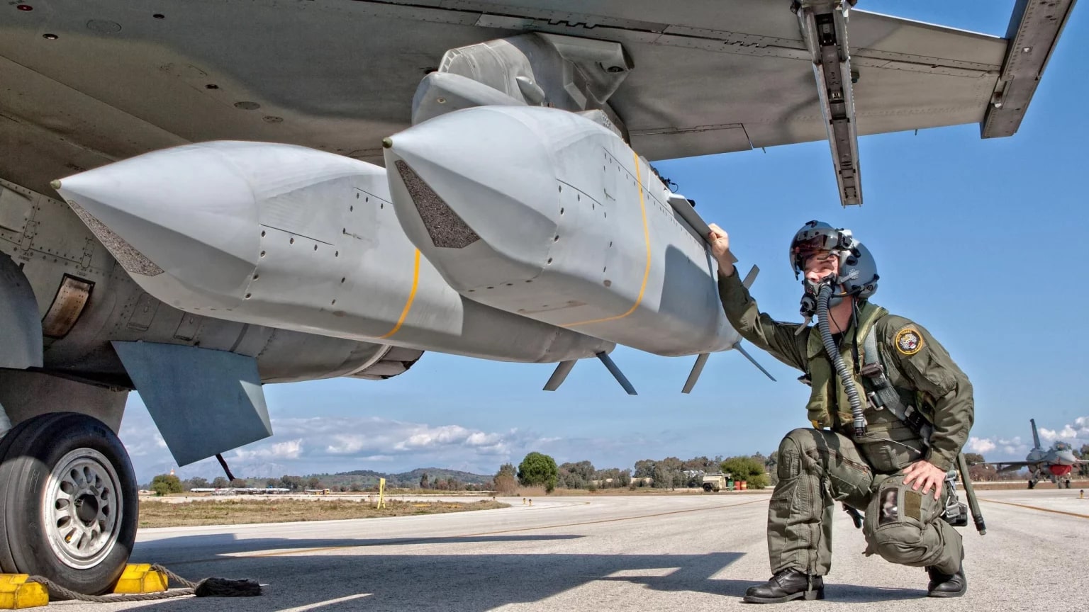 Американські розробники інтегрували високоточні авіабомби JSOW AGM-154C ...