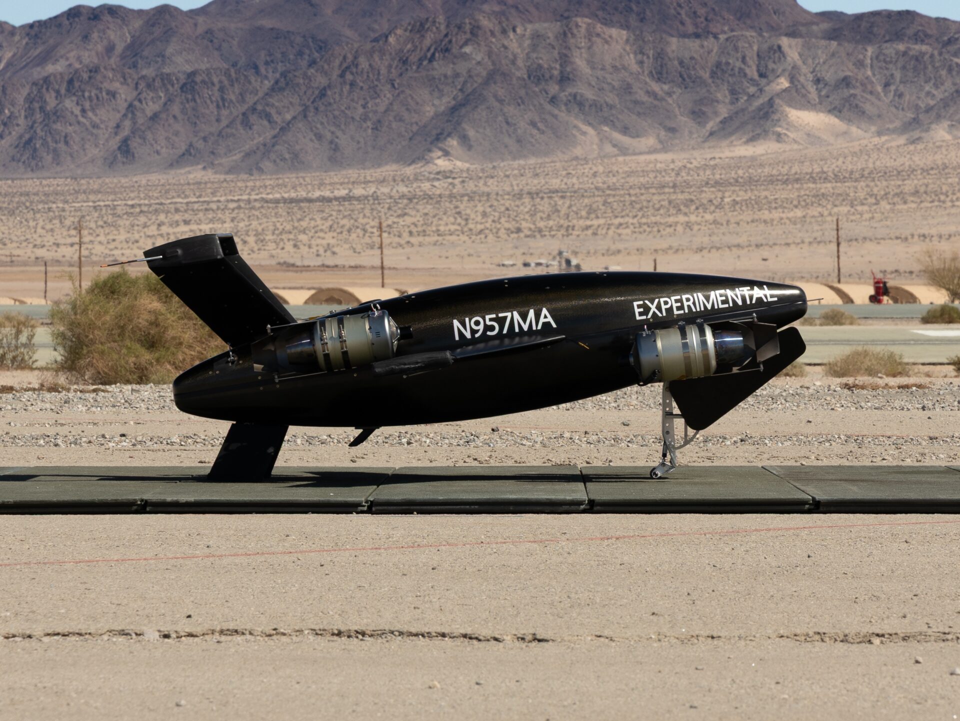 Американські розробники представили новий автономний бойовий дрон P100 ...