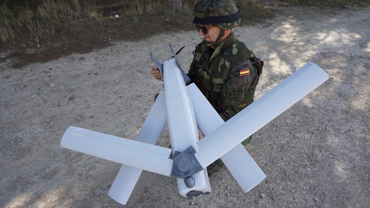 Іспанські розробники представили новітній ударний дрон Q-SLAM-100 ...