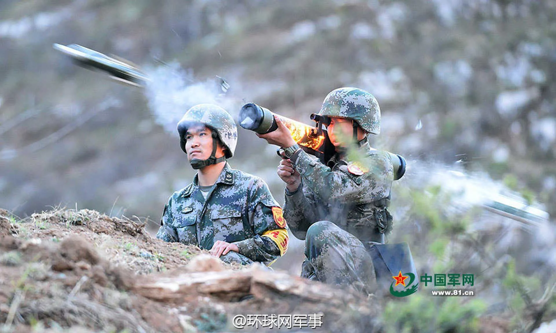 Китайські розробники представили високоточну ракетну установку DZJ-08 ...