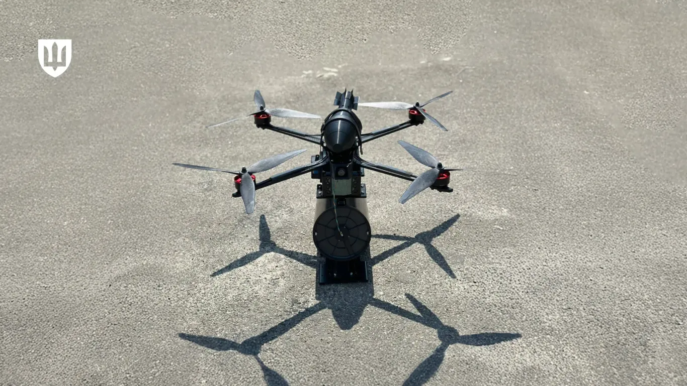 Українські розробники представили новий вітчизняний FPV-дрон Світловод - NoWorries