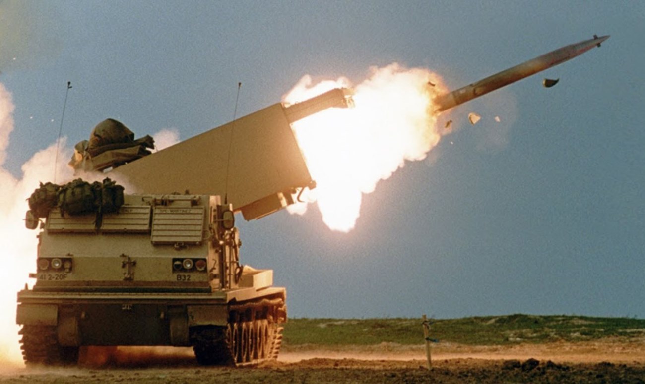 Розкриті технічні характеристики ракет GMLRS для реактивних систем залпового вогню HIMARS ...