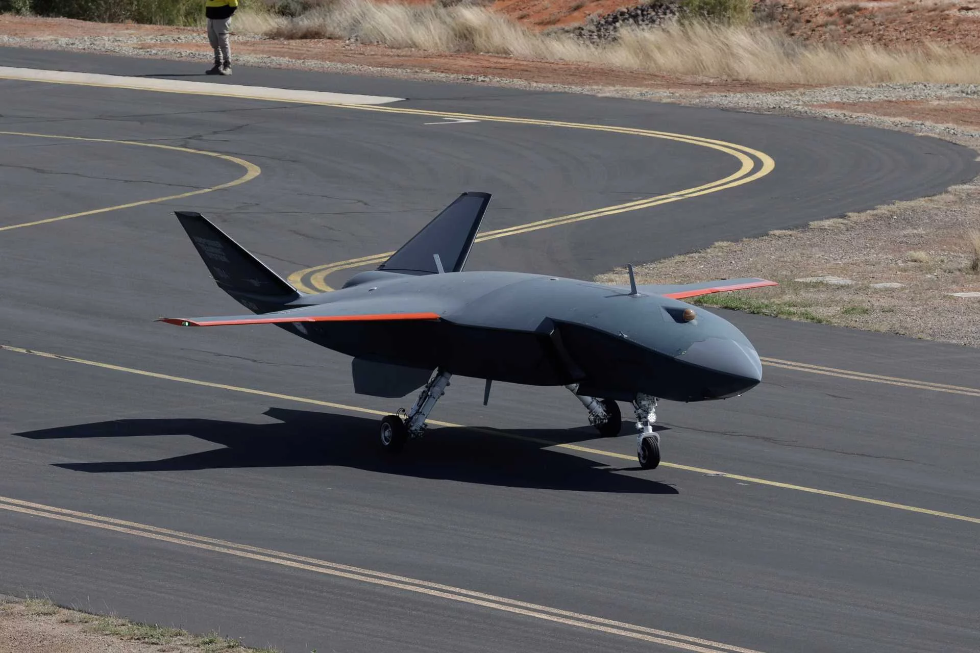 Австралійські розробники успішно випробували бойовий дрон MQ-28 Ghost ...