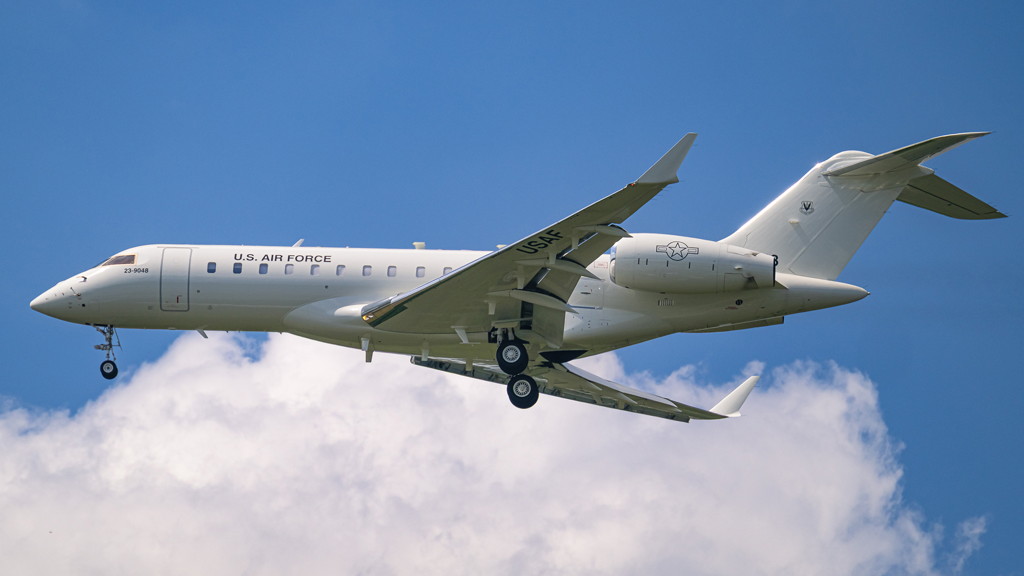 Розкриті технічні характеристики американського військового літака E ...